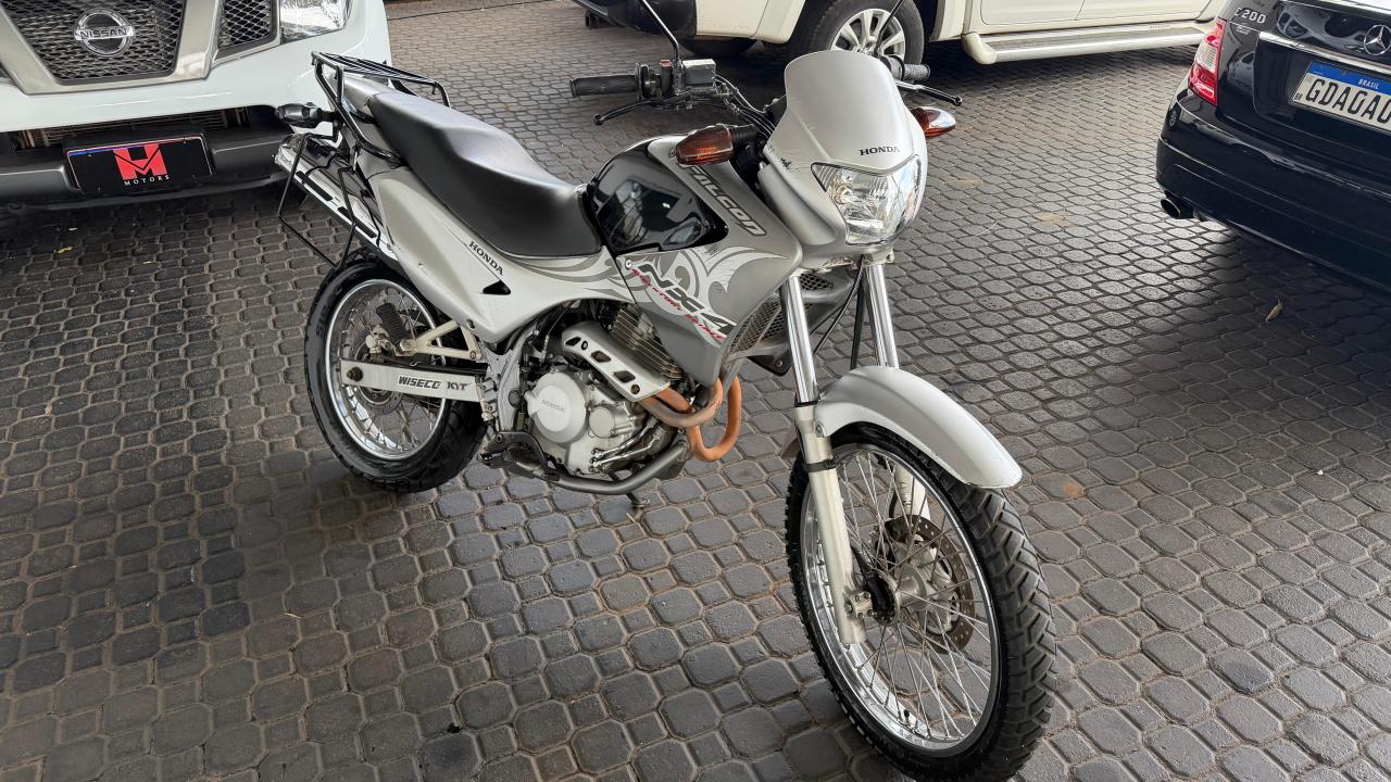 Honda NX 4 Falcon Nx 4 Falcon 400 | Auto Agora